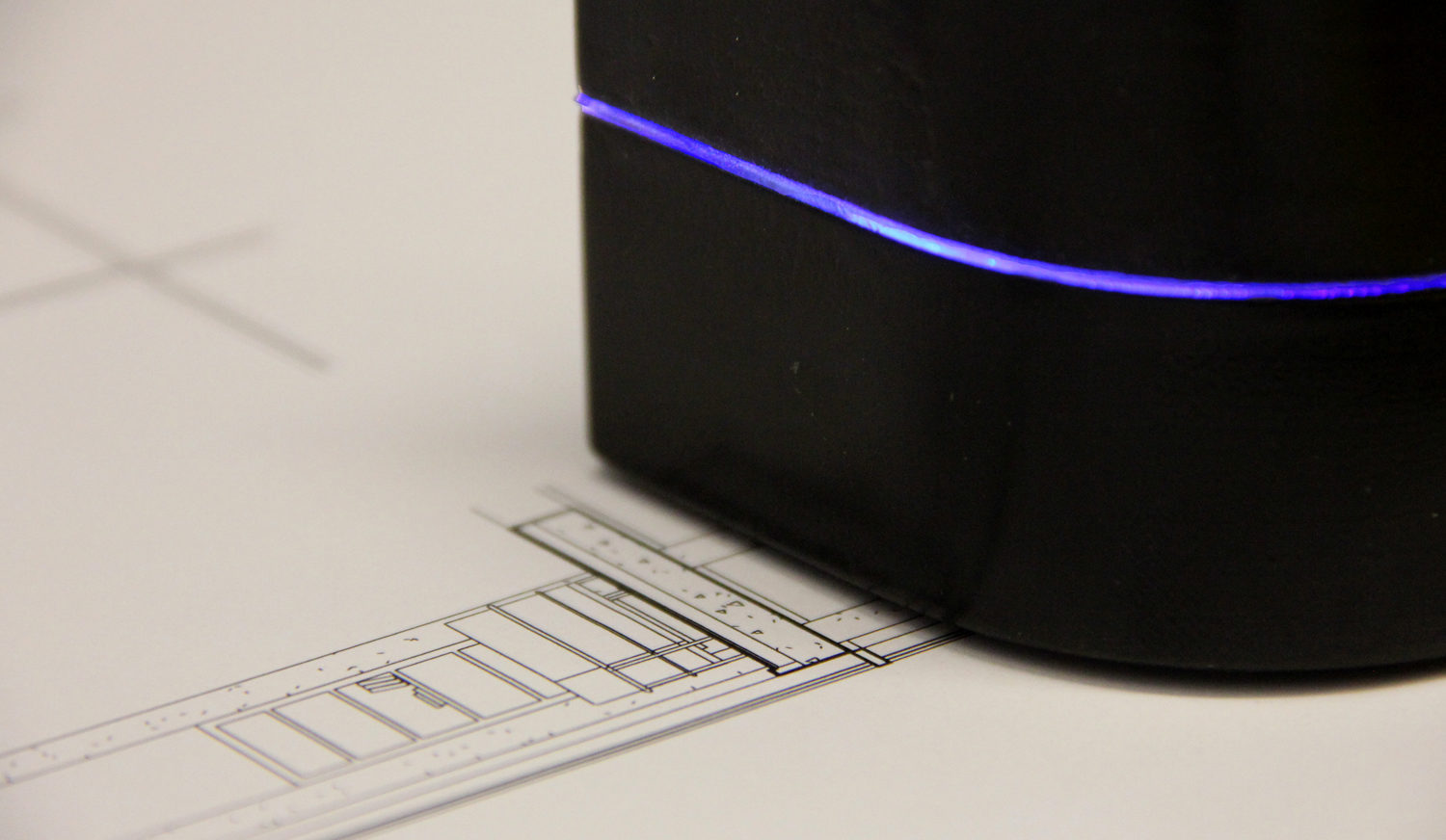 Revoluční tiskárna The Mini Mobile Robotic Printer dokázala během dvou ...