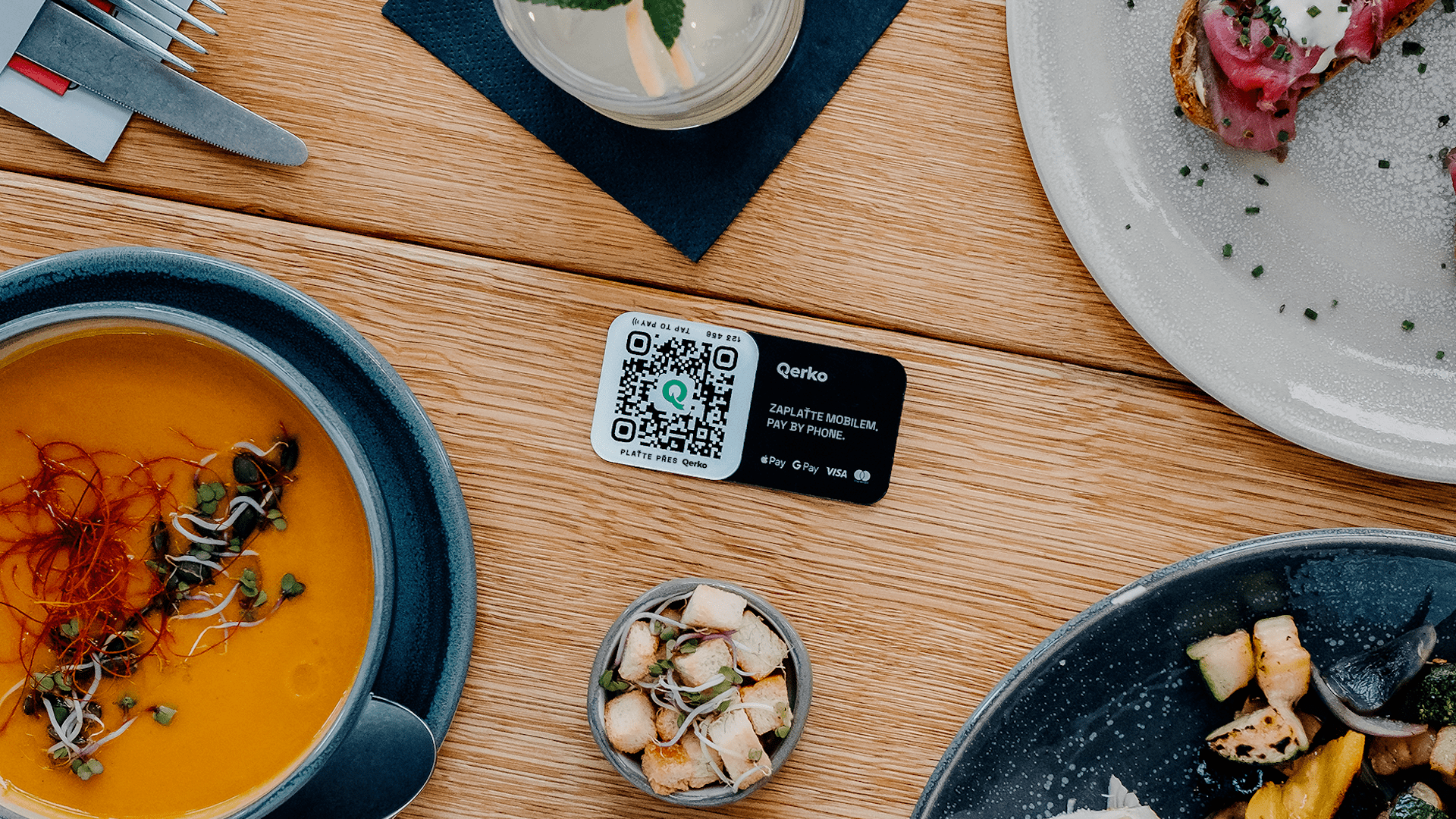 Startup Qerko do restaurací zavádí odolnější QR kódy - CzechCrunch