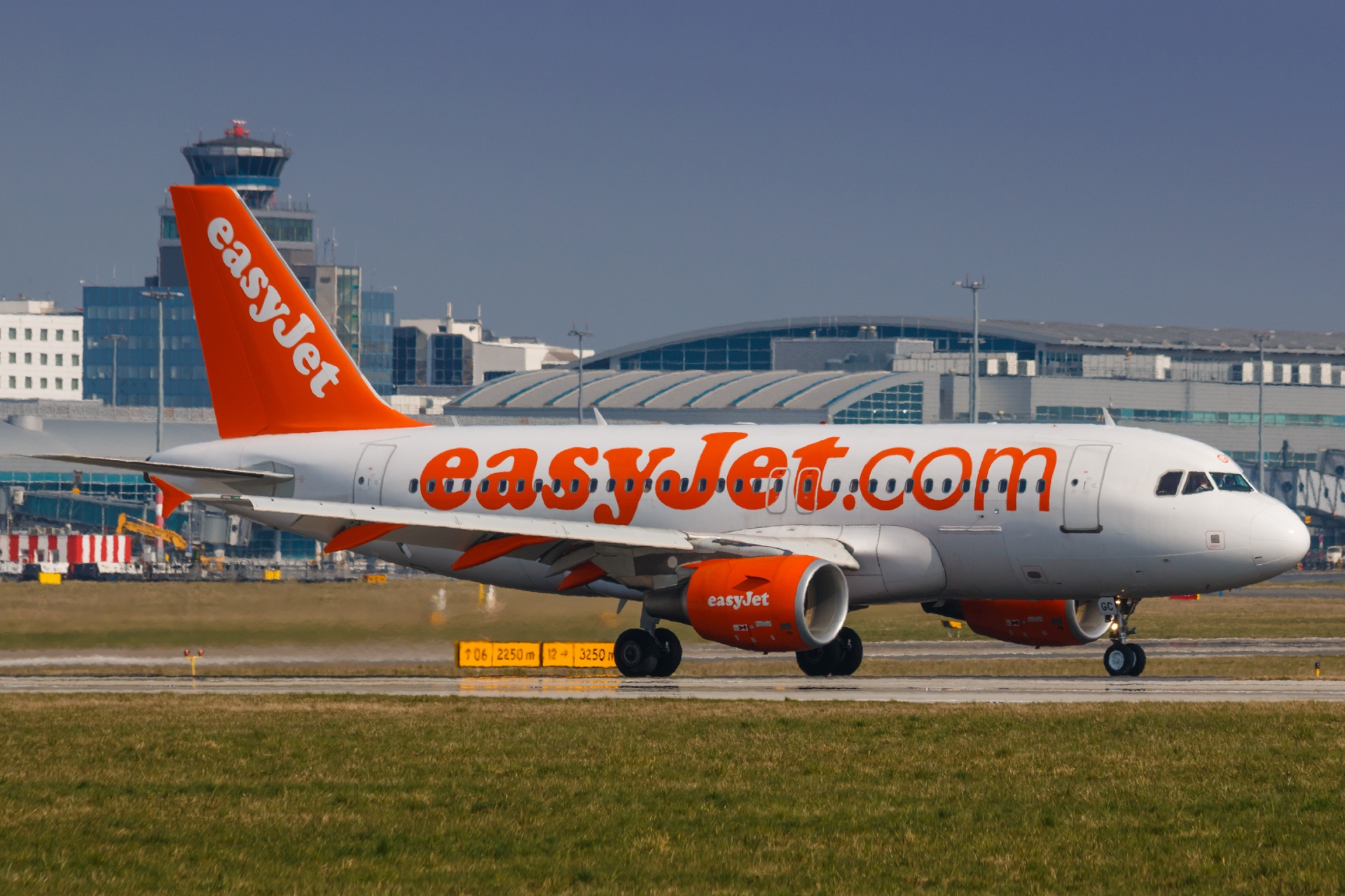 EasyJet bude z Prahy létat na další lince. Směrem do Nice se přidává ke dvěma dopravcům ...