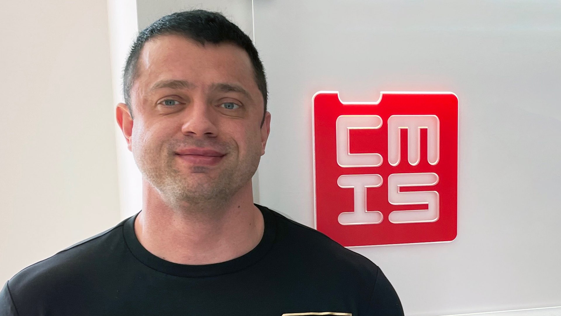 David Hlaváček přechází z Alzy do ČMIS školit MS SQL Server - CzechCrunch