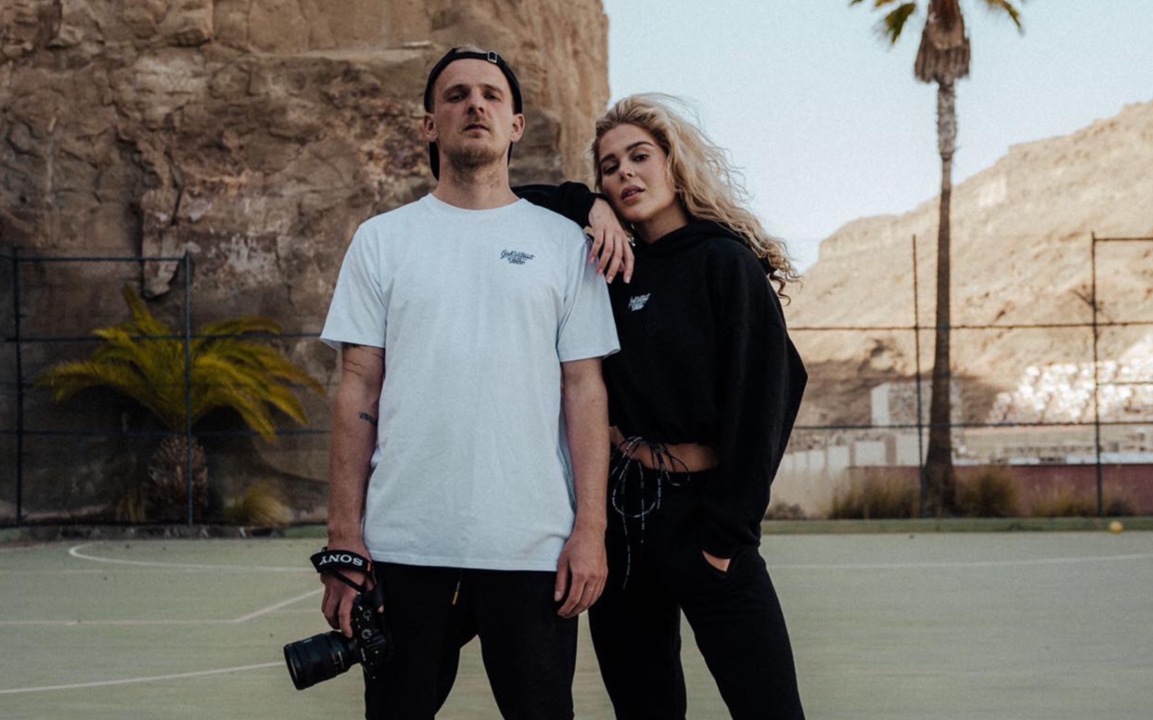 Padli jsme na dno, říká Martin Feix z Girls Without Clothes - CzechCrunch