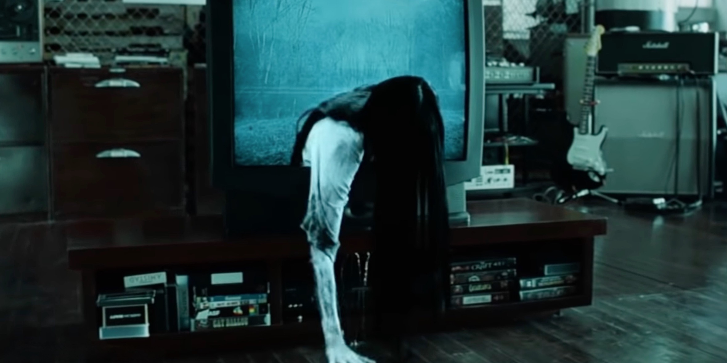 Nepouštějte si tu VHS. Před 20 lety vyšel Kruh a vyděsil všechny ...