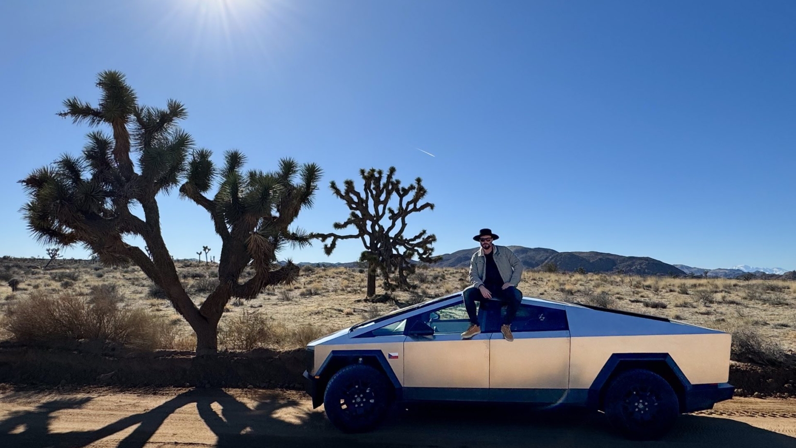 Nikdy neměl elektromobil a teď má jako první Čech Cybertruck - CzechCrunch