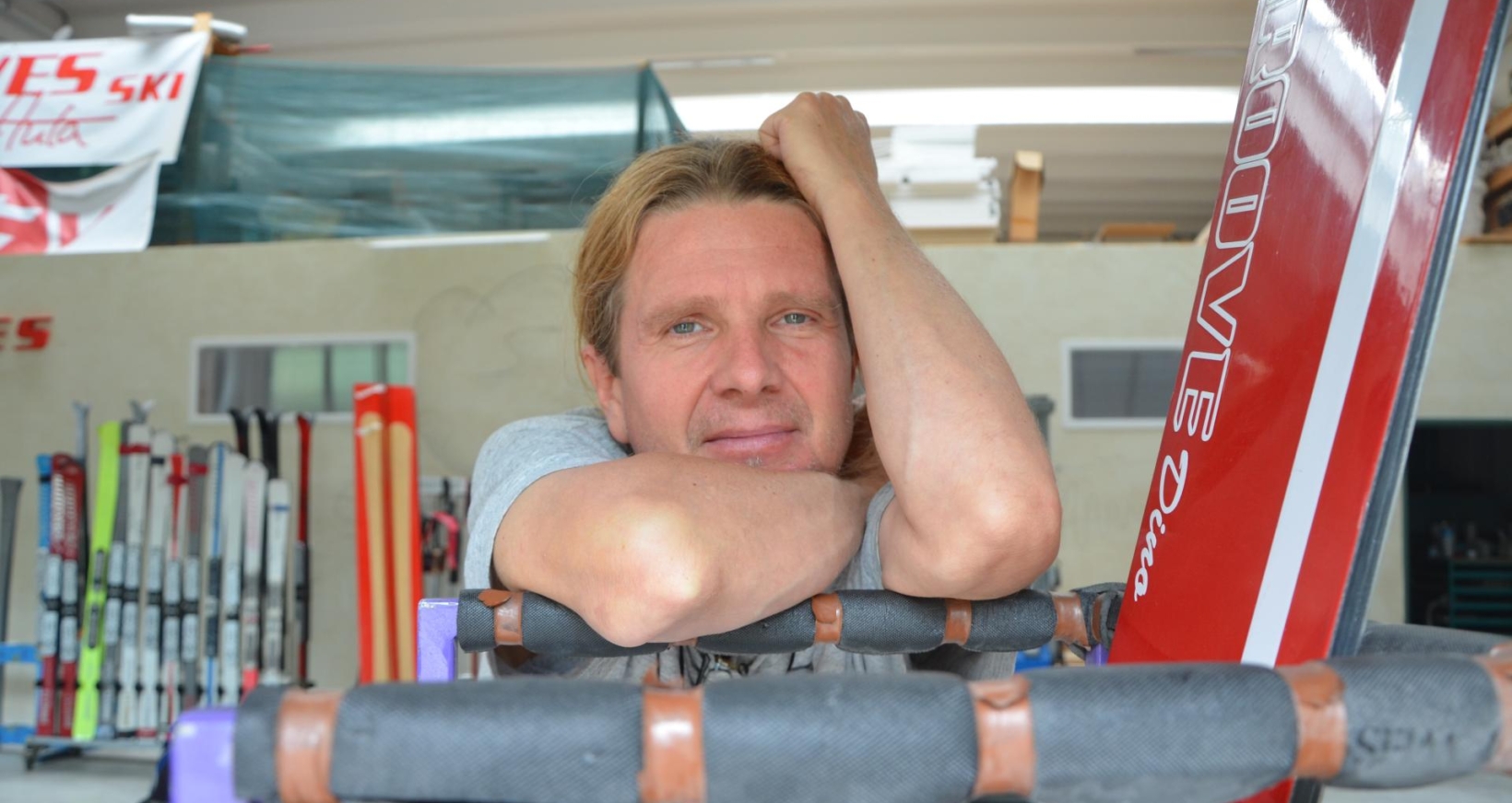 Čech vyrábí lyže u Lago di Garda. Třeba i pro monackého knížete ...