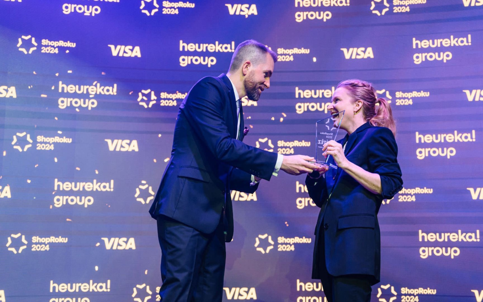 Kde Češi nakupují online? Heureka vyhlásila ShopRoku 2024 - CzechCrunch